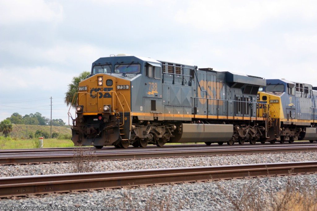 CSX 738